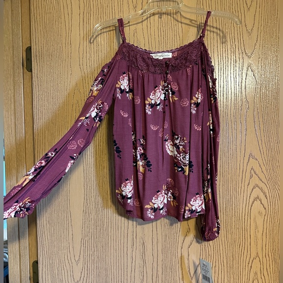 Rewind | Tops | Magenta With Flower Pattern Flowy Long Sleeve Top With ...